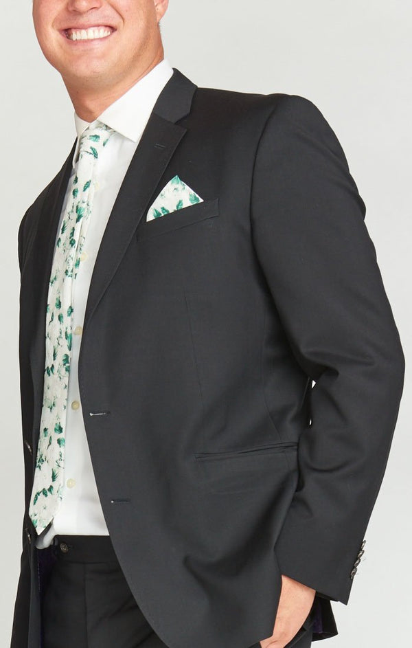 Sam Pocket Square ~ Show Me The Ring Solid – Show Me Your Mumu